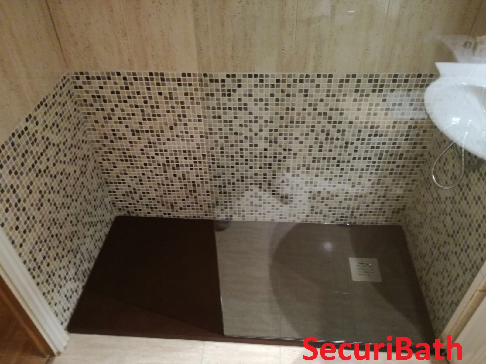 ALTURA DE INSTALACIÓN DEL PLATO DE DUCHA - SecuriBath Solutions S.L.