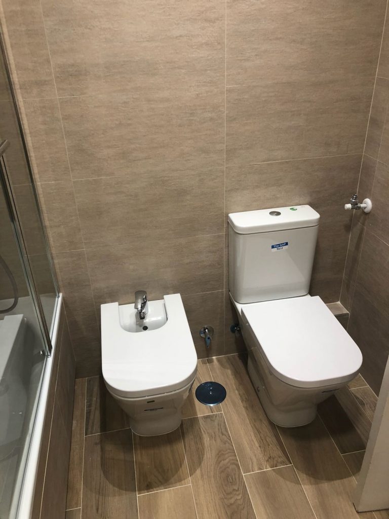 Inodoro y bide the gap - SecuriBath Solutions S.L.